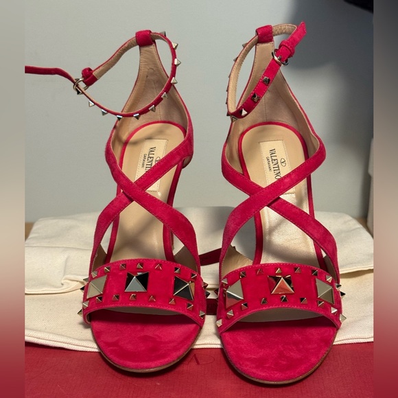 Valentino Garavani | Shoes | Valentino Hot Pink Suede Rock Stud Pumps ...